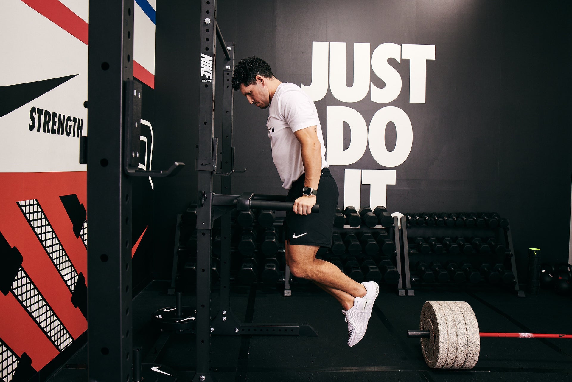 Nike Dip Station – Nike Strength US